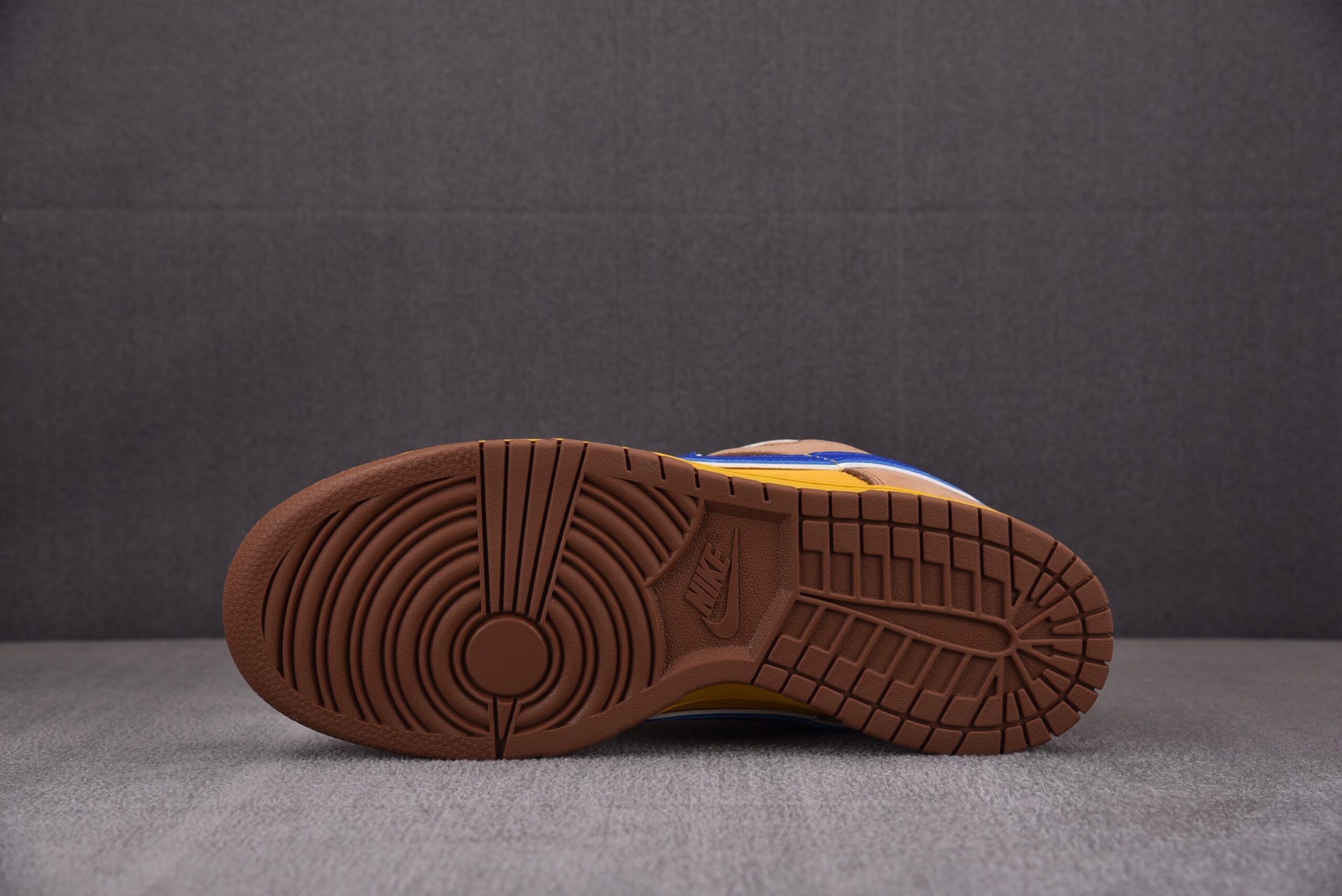 (BEST) Nike SB Dunk Low Premium 'NEWCASTLE BROWN ALE' - Cop Sneaker