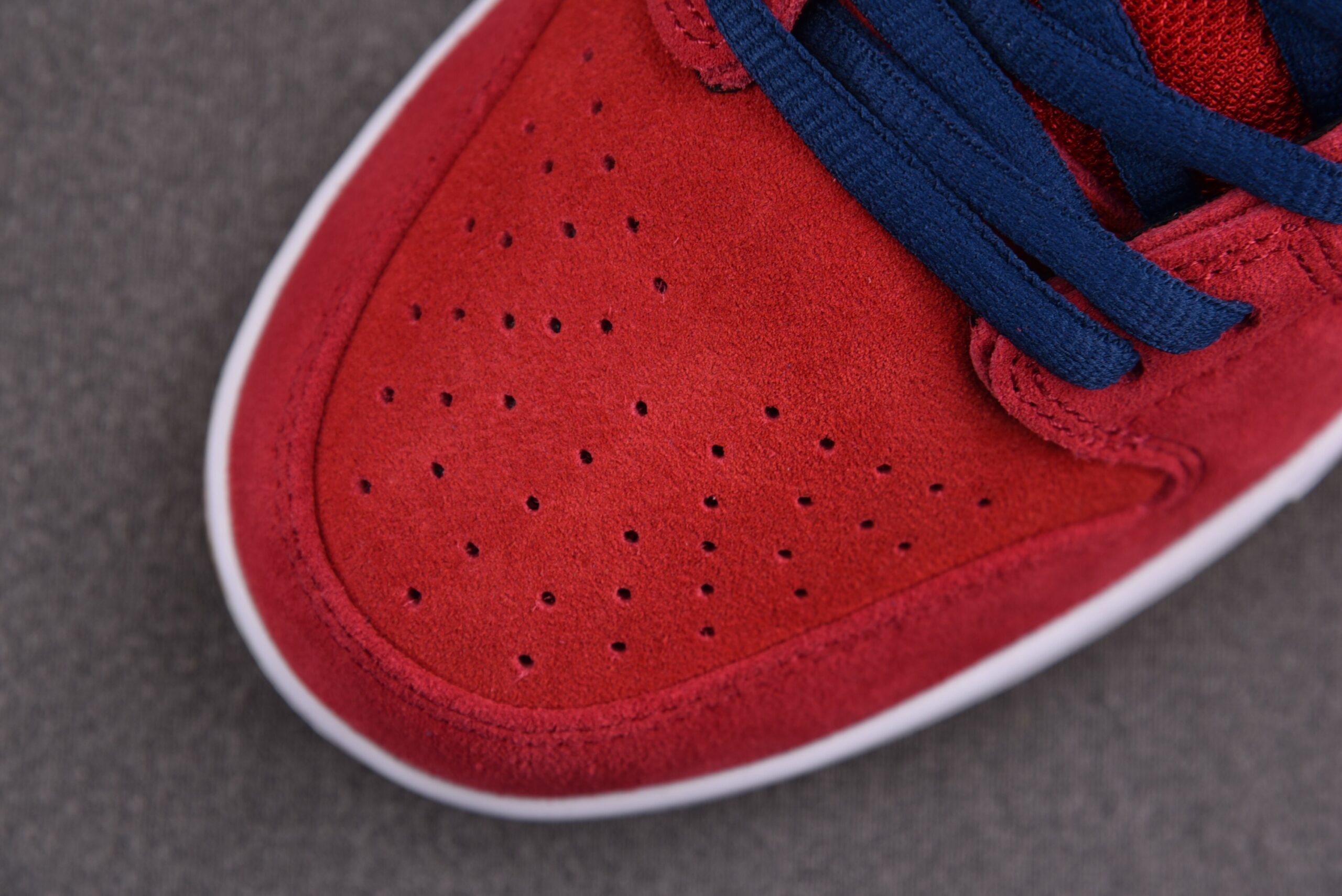 (BEST) Nike Dunk SB Low Pro 'BARCELONA' - Cop Sneaker