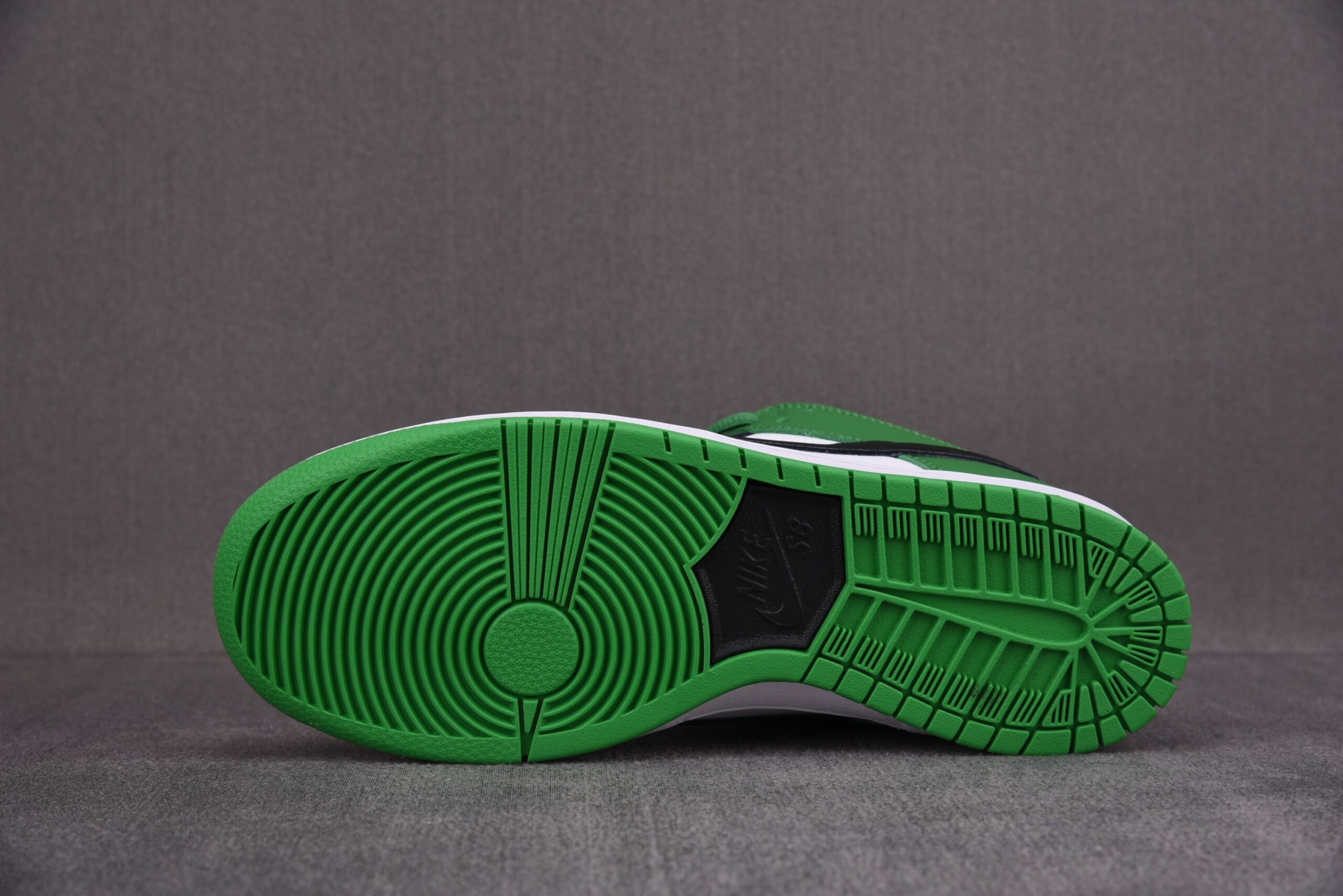 (BEST) Nike Dunk Low Pro SB 'CLASSIC GREEN' - Cop Sneaker