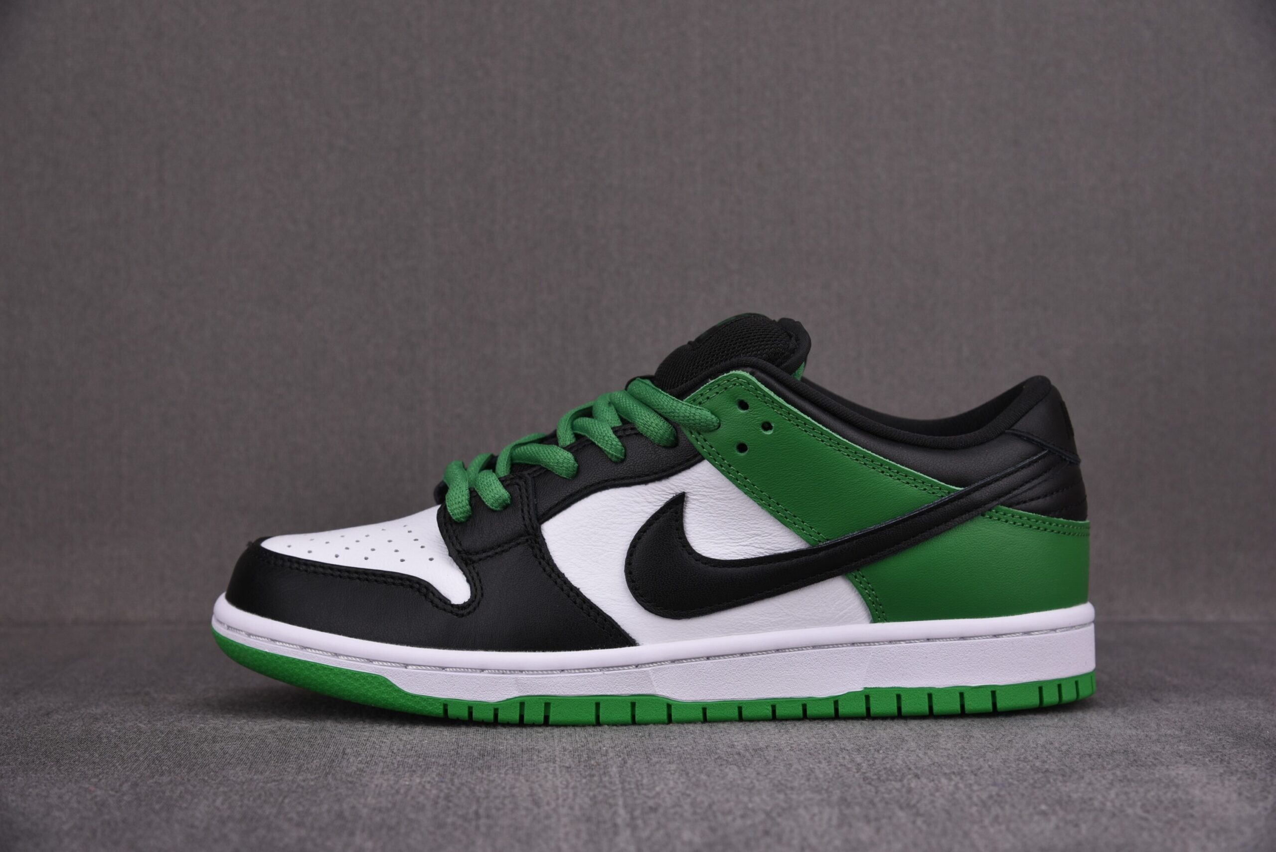 (BEST) Nike Dunk Low Pro SB 'CLASSIC GREEN' - Cop Sneaker