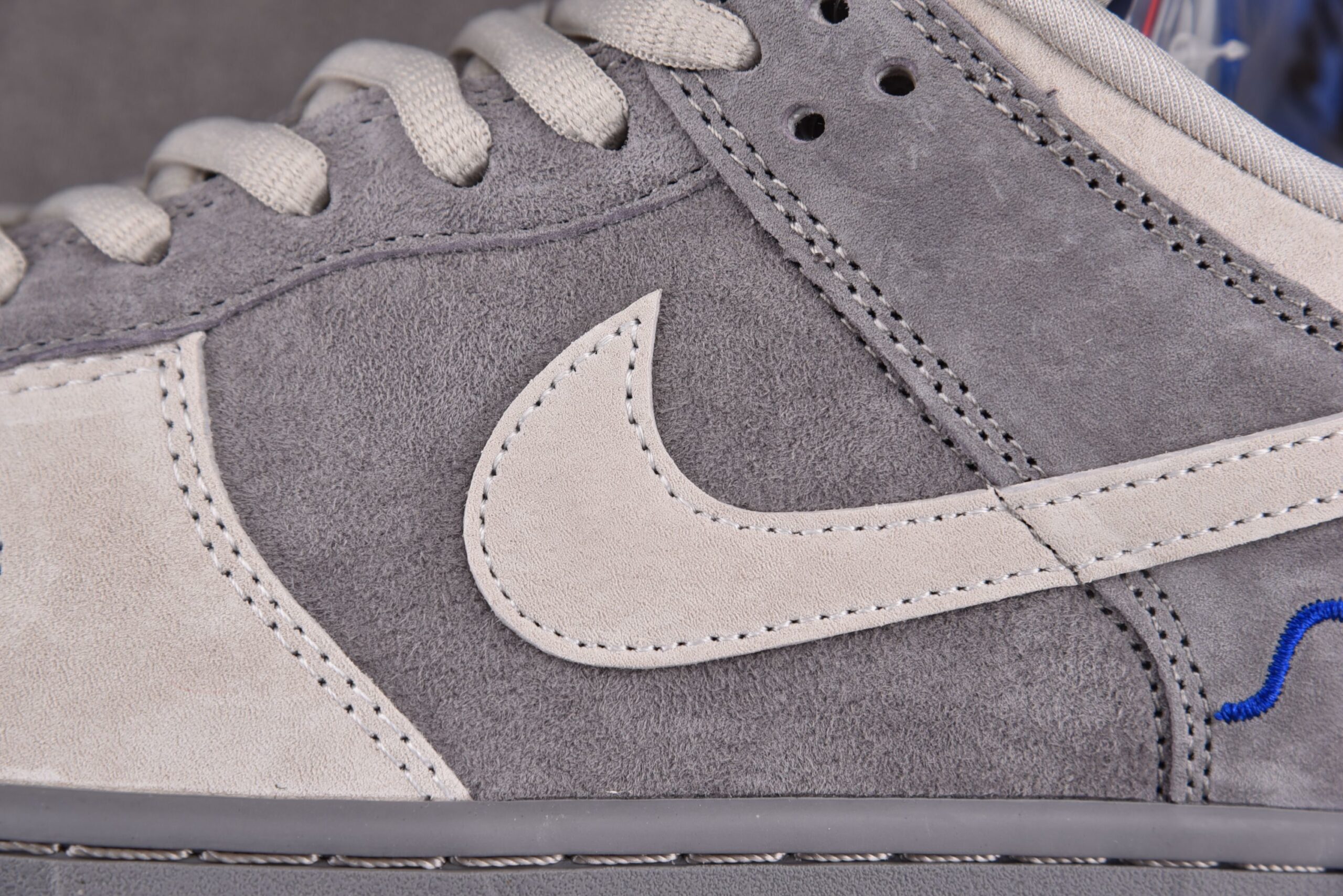 (BEST) Nike Dunk SB Low Pro 'LONDON' - Cop Sneaker