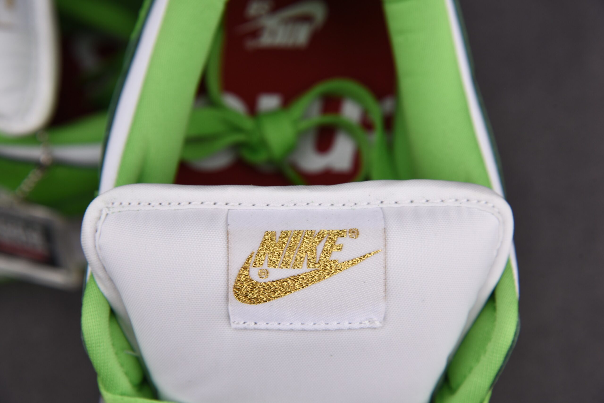 (BEST) Nike Supreme Dunk Low OG SB 'MEAN GREEN' - Cop Sneaker